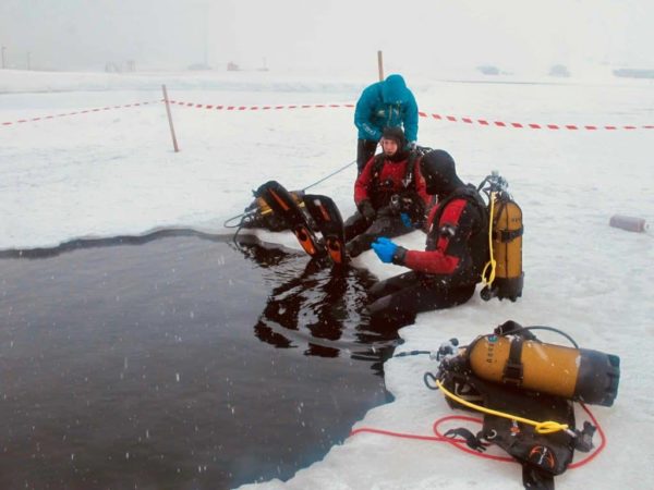 French Ice Diving: A Chilled Underwater Adventure