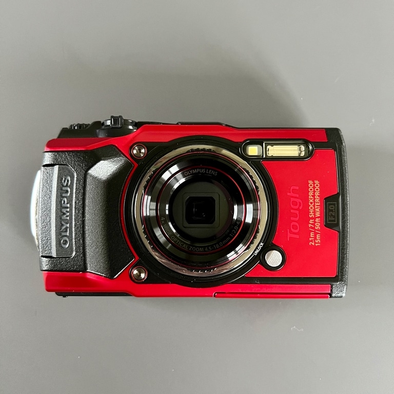 Olympus TG6 : l'appareil photo qui ne craint pas l'eau